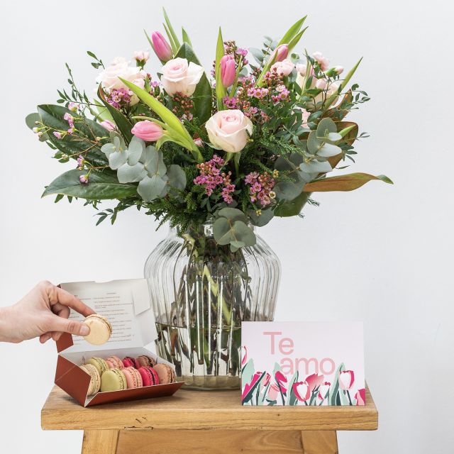 Pack Bouquet Bella com vaso, macarons e Cartão de felici | Colvin Portugal